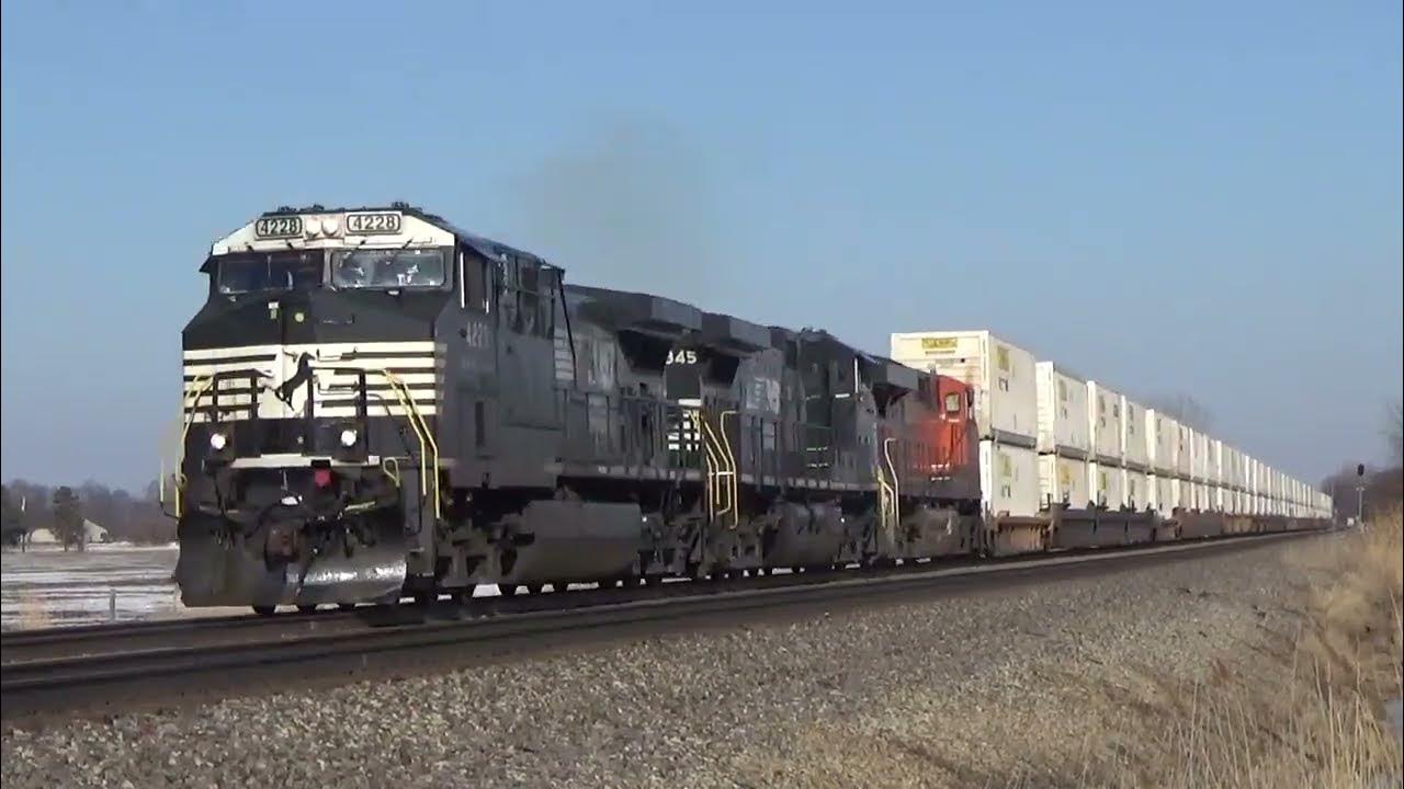 NS 4228 Leads JB Hunt intermodal train on the Chili Sub - YouTube