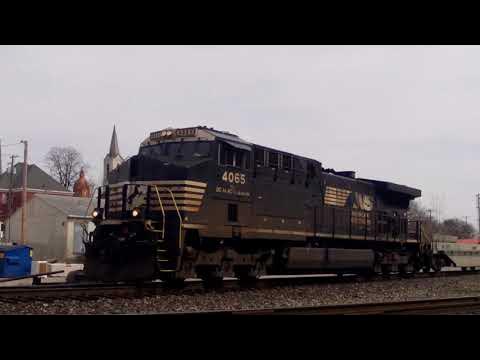 NS 19K @ LOGANSPORT, IN 3 12 24 NS 4065 NS 4118DPU - YouTube
