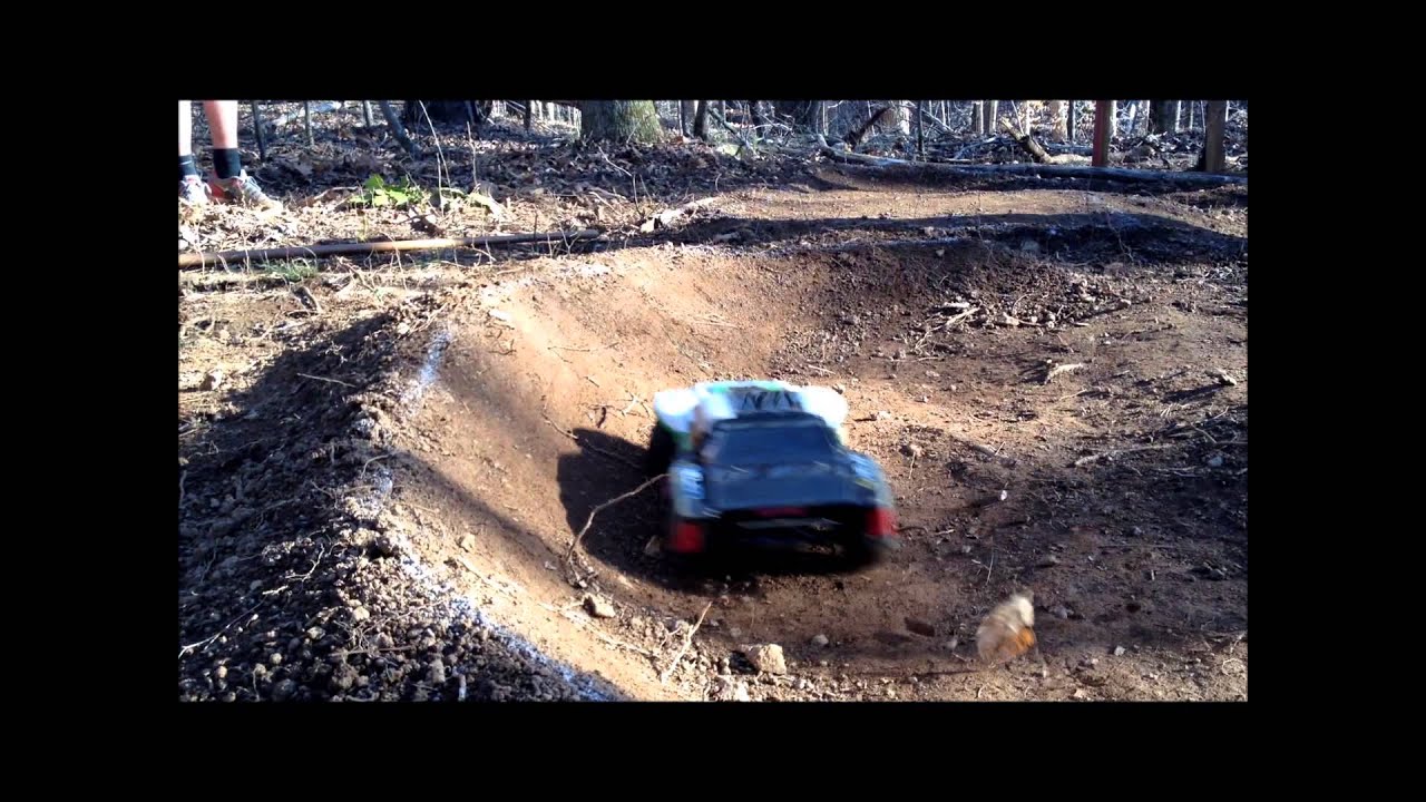 Helion Volition 1/10Sc Rc Bashing - YouTube