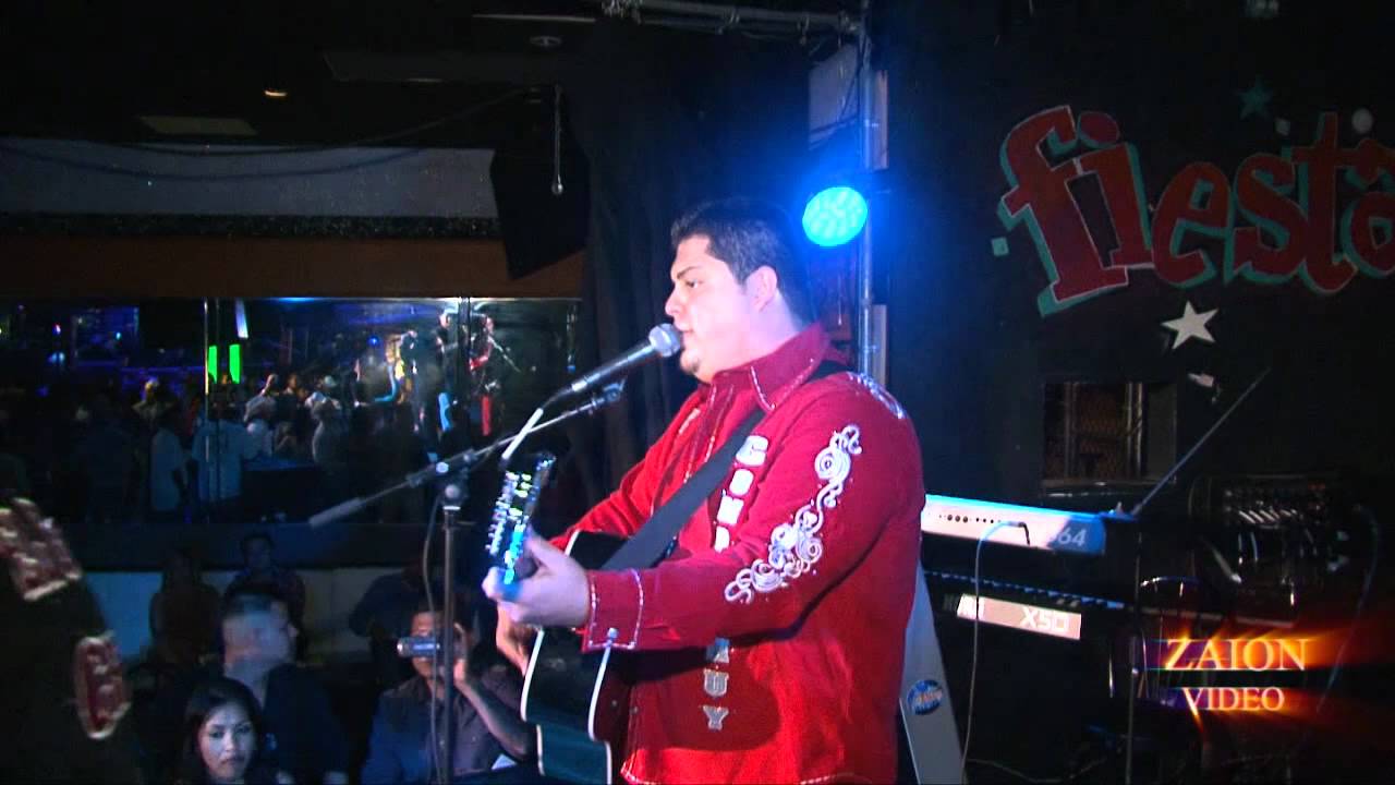 COMPA CHUY CORRIDO - YouTube