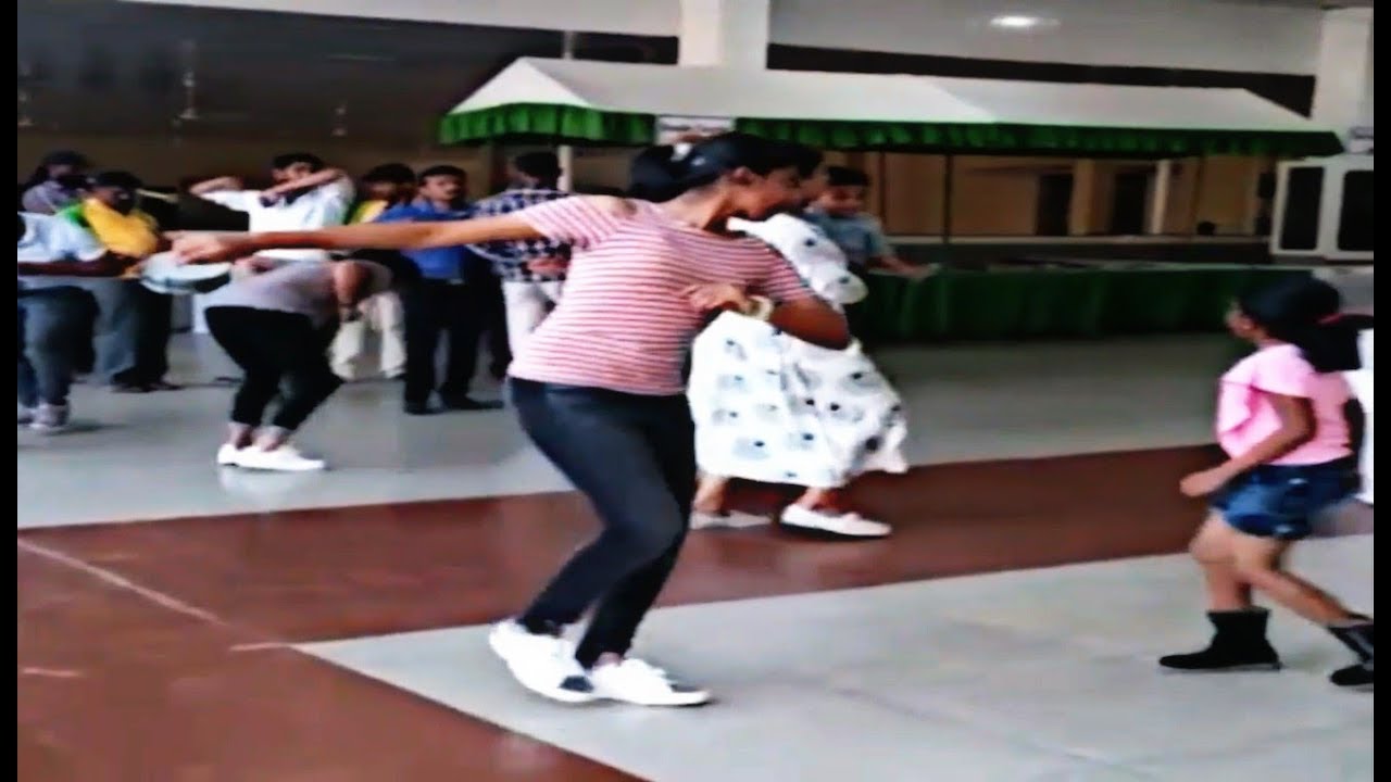 COORGI WEDDING DANCE /VALAGA AAT/COORG DANCE/CoorgExplorer - YouTube