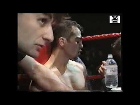 Nick Tetoros VS Robert Kelly - YouTube