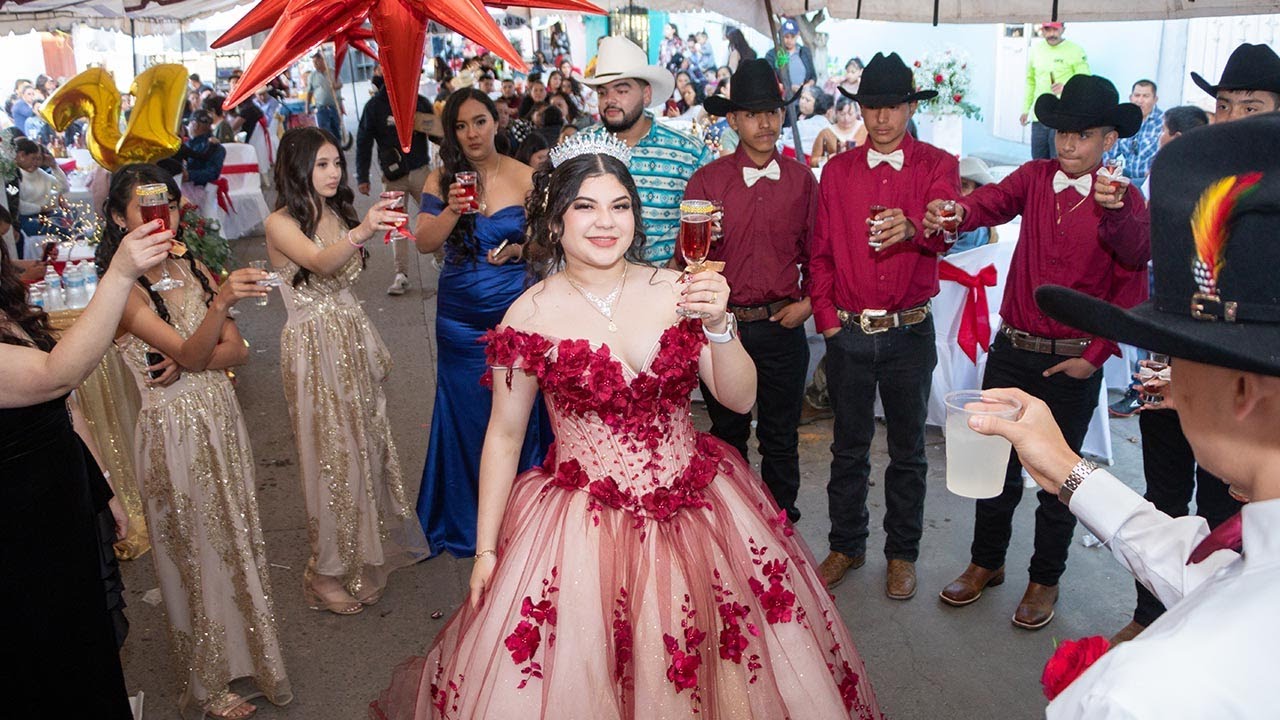 Comida De los Quinceaños de Eunice Estrada. Santa Clara, Mich. 31 ...