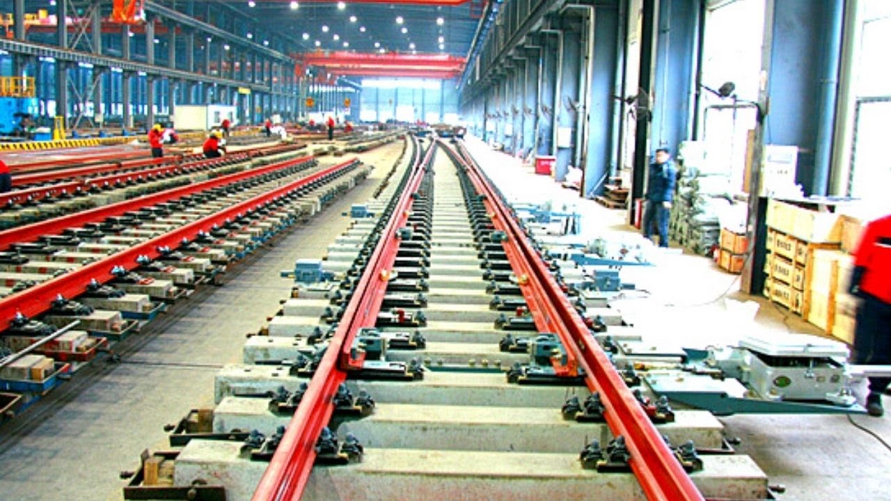 Profil Rel Kereta Cepat Jakarta Bandung - R60 UIC60 - YouTube