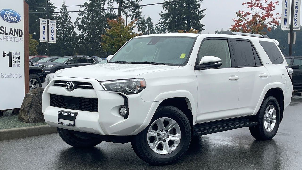 2020 Toyota 4Runner SR5 + Moonroof, NAV, Seats 7 Review | Island Ford ...