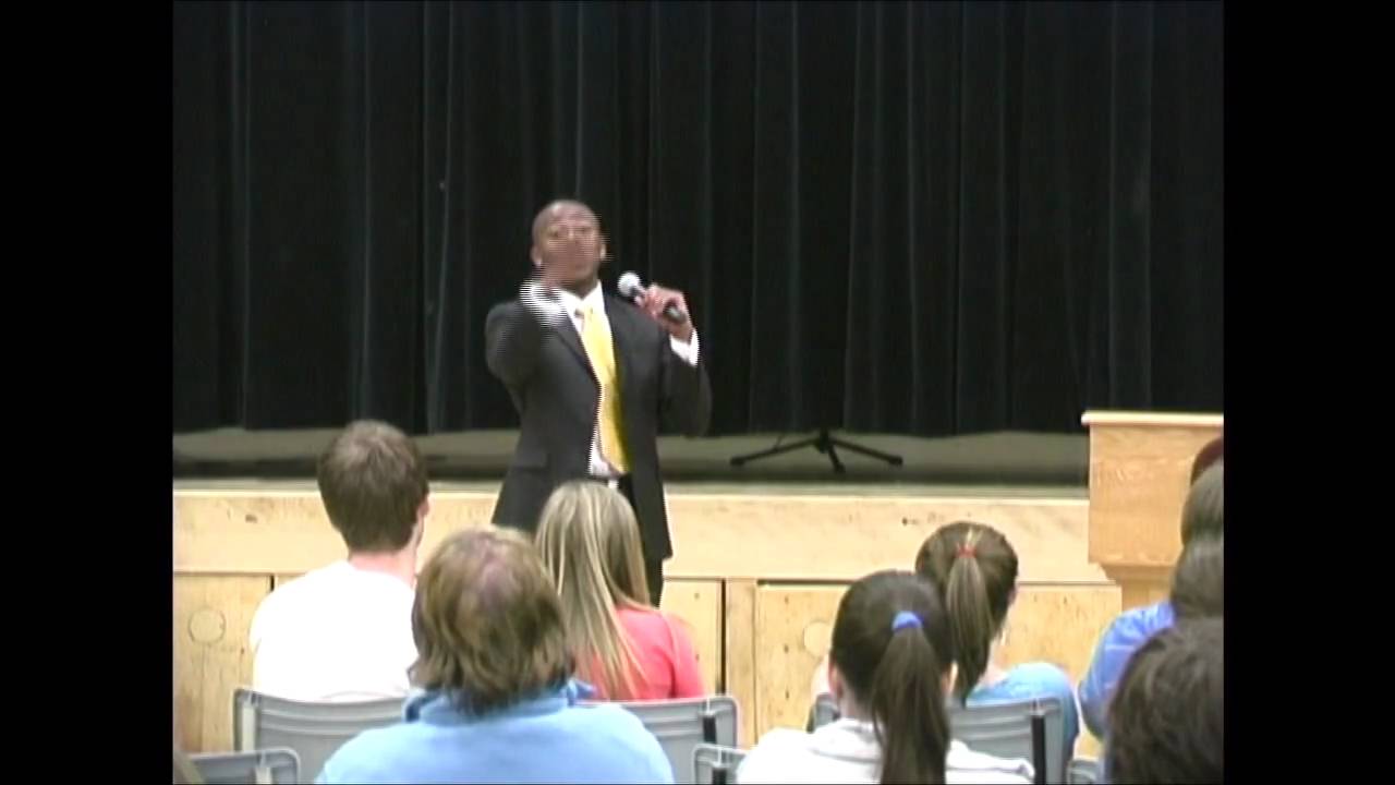 Darrell Bennett: Dynamic, Young Speaker, Author and Entrepreneur - YouTube