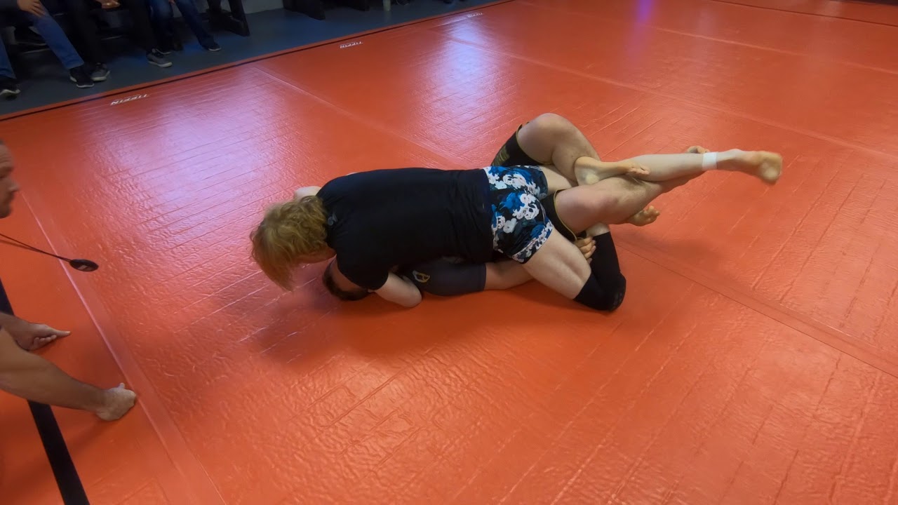 Logan Stout VS Wyatt Routson - YouTube