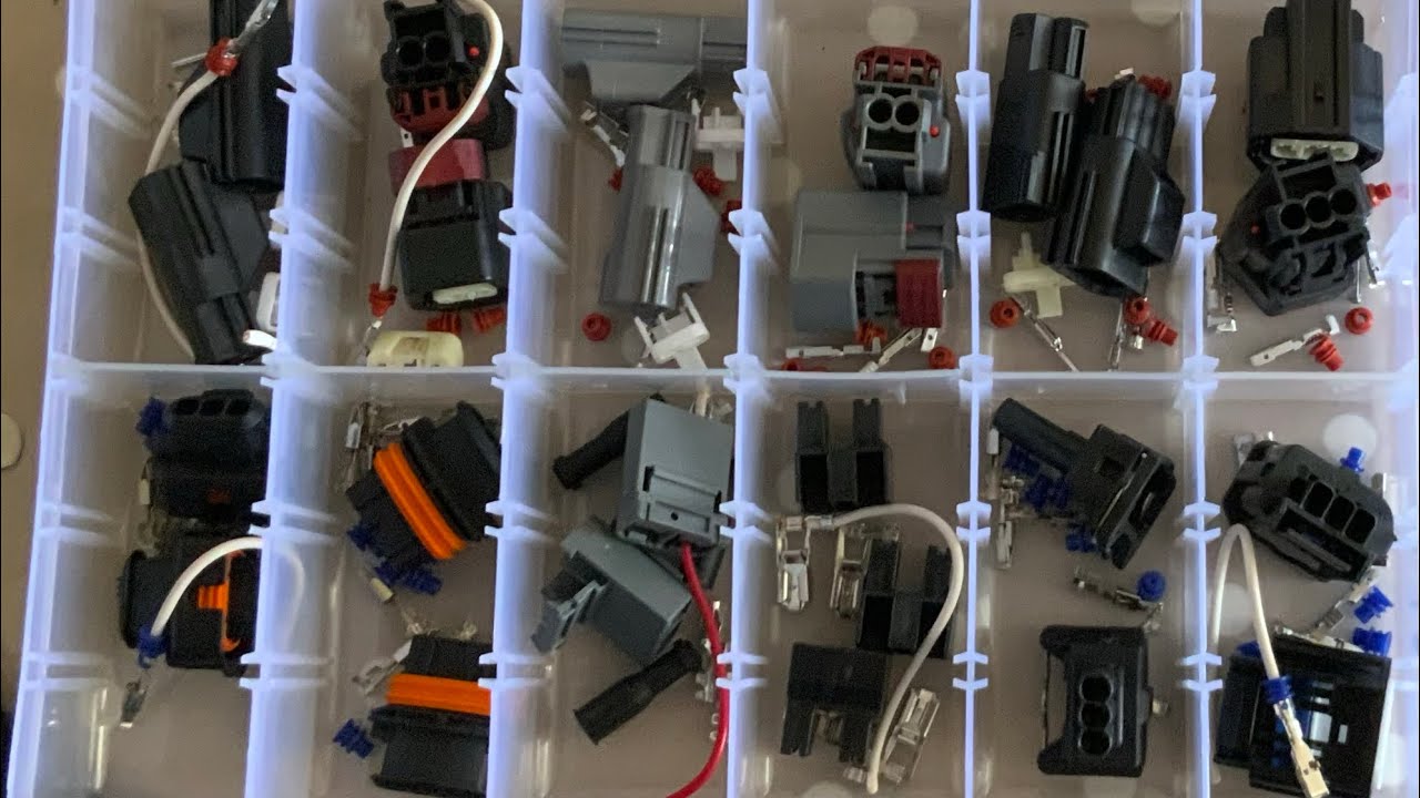 VOLVO ELECTRICAL CONNECTORS. HOW TO DE-PIN AND FITTING TERMINAL TO WIRE ...