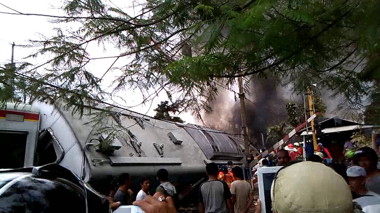 Tragedi Bintaro 2 - YouTube