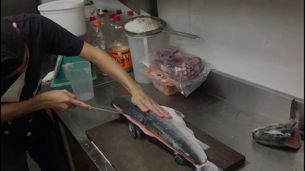 how to cut salmon fish - YouTube