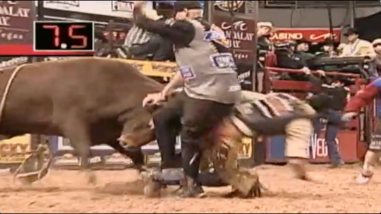 Greg Crabtree saves Jody Newberry - 05 PBR Finals - YouTube