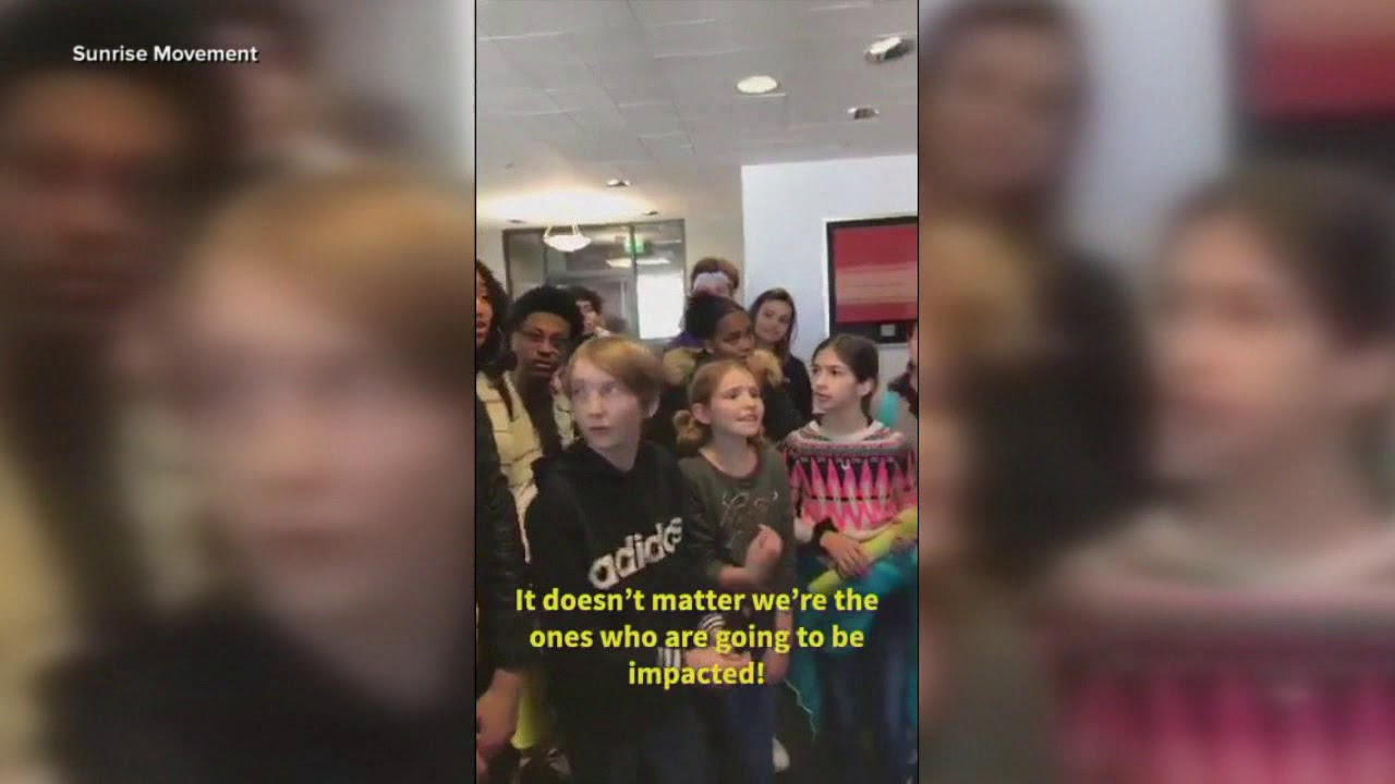 Senator Dianne Feinstein confronted by group of kids in San Francisco ...