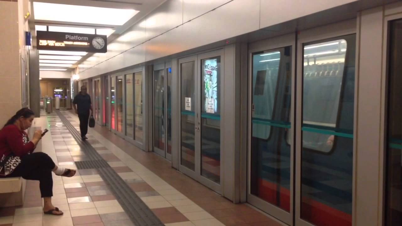 [HD](SMRT) BPLRT Train arriving at Ten Mile Junction (Terminal) - YouTube