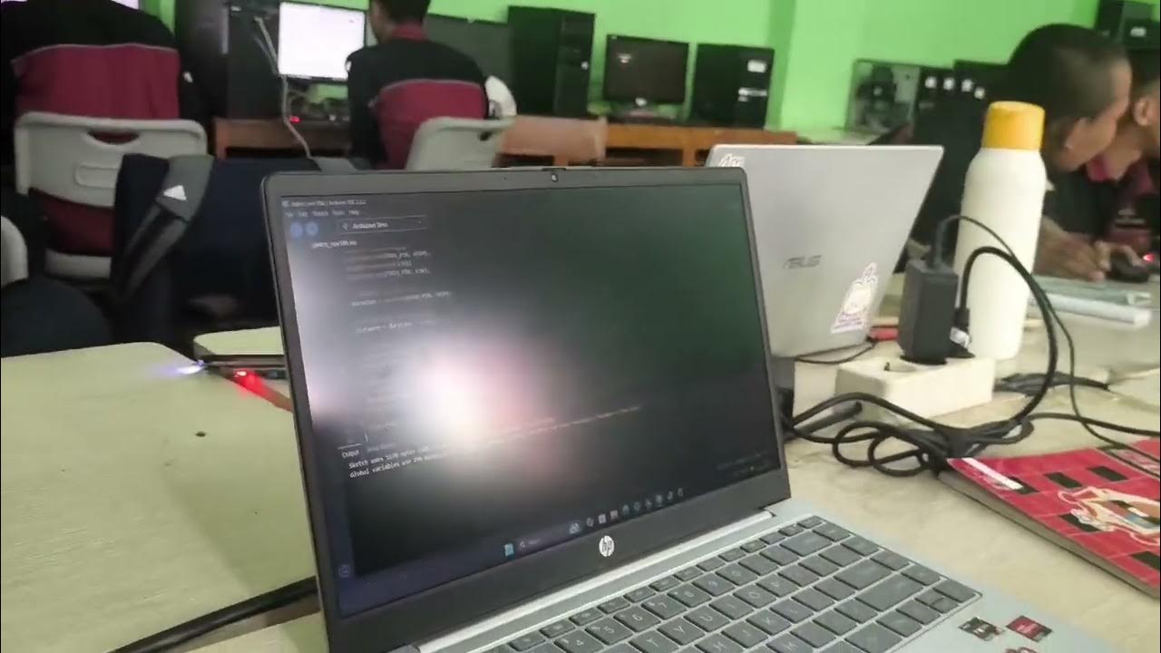 Tugas membuat program pembaca jarak menggunakan sensor ultra sonik - YouTube