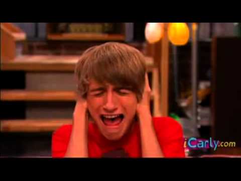 IMeet Fred Clip:Fred Puts icarly in his new video! - YouTube