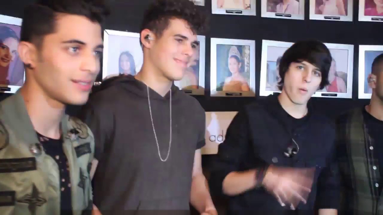 CNCO entrevista en Mexico Abril 2017 - YouTube