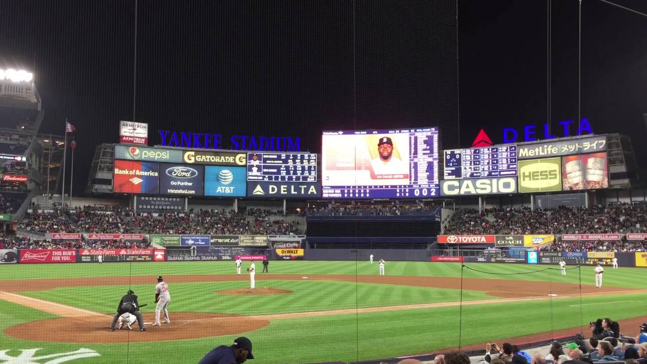 Big Papi at bat. - YouTube