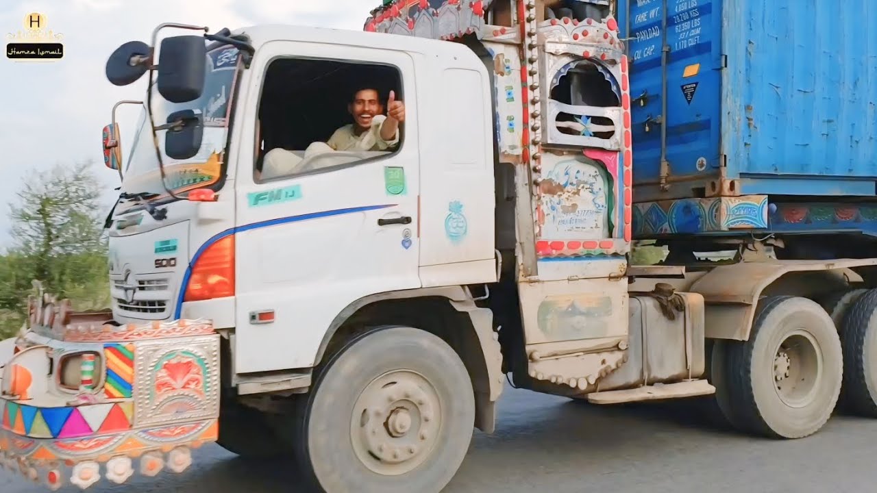 Pakistani Truck Drivers Reactions 😊 | Hino Trucks | Hamza Ismail ...