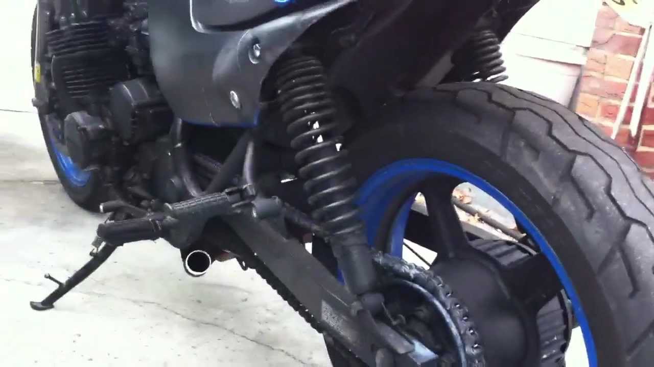 92 Honda Nighthawk CB750 stock exhaust removed . - YouTube