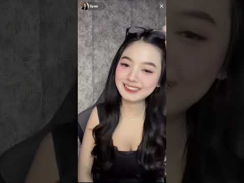 Lipa live tiktok. Gemes banget belahan nya kelihatan 🥵#livetiktok #cewecantik 