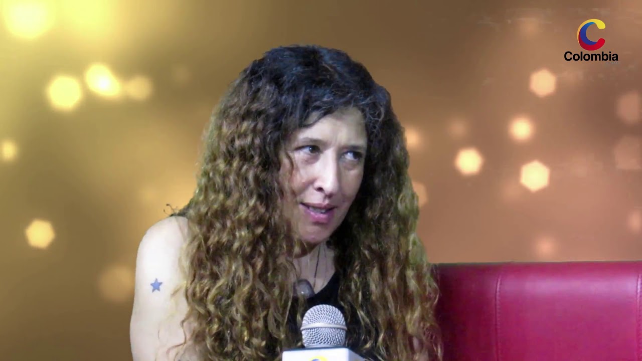 Elsa Riveros presenta en Colombia com Déjame en paz - YouTube
