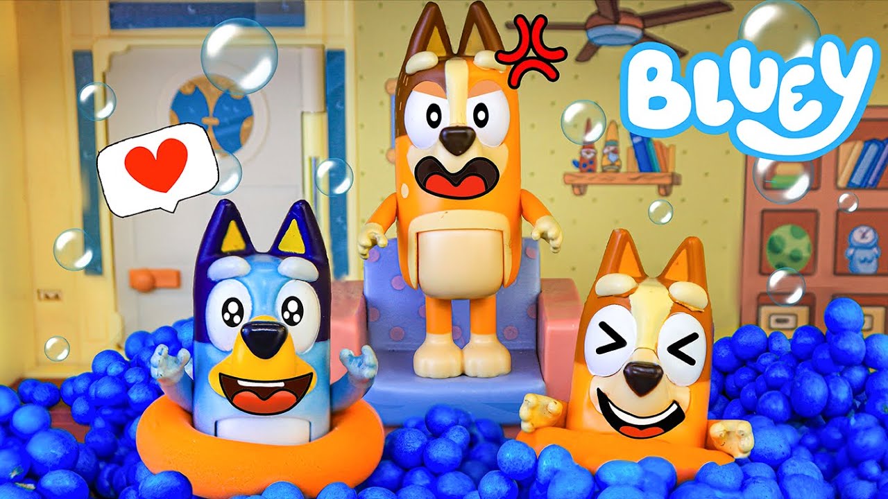 BLUEY And BINGO Block The Toilet! 🚽 🛁 | Pretend Play with Bluey Toys ...