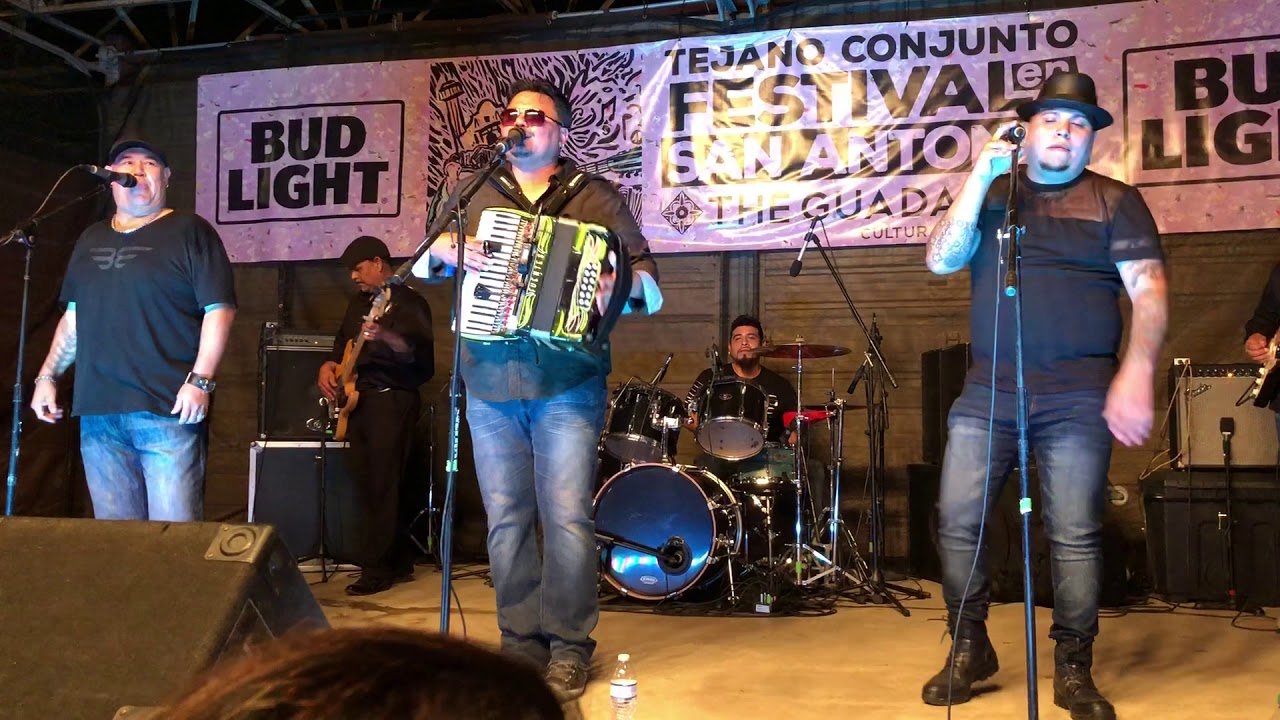 Tejano Conjunto Festival 37 Rick Fuentes Brown Express - YouTube