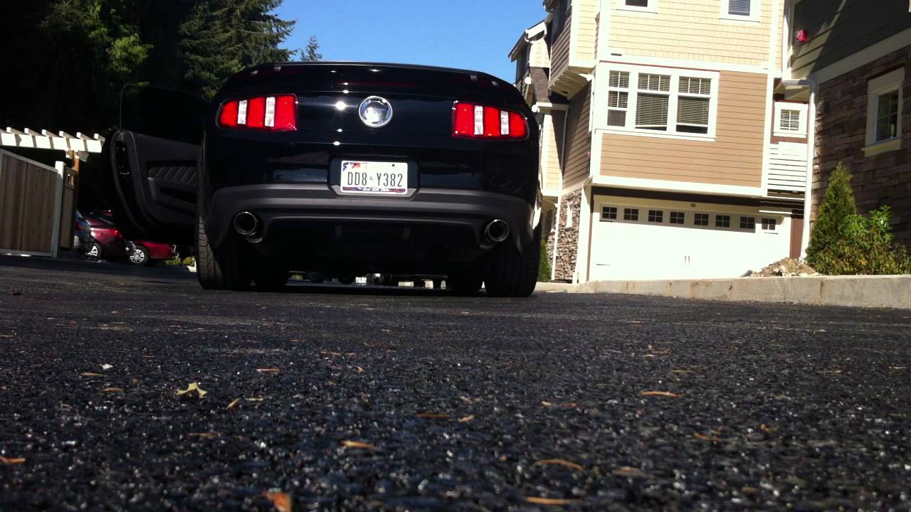 2012 5.0 w/ catted MAC Prochamber & Bassani Race Axle Backs - YouTube