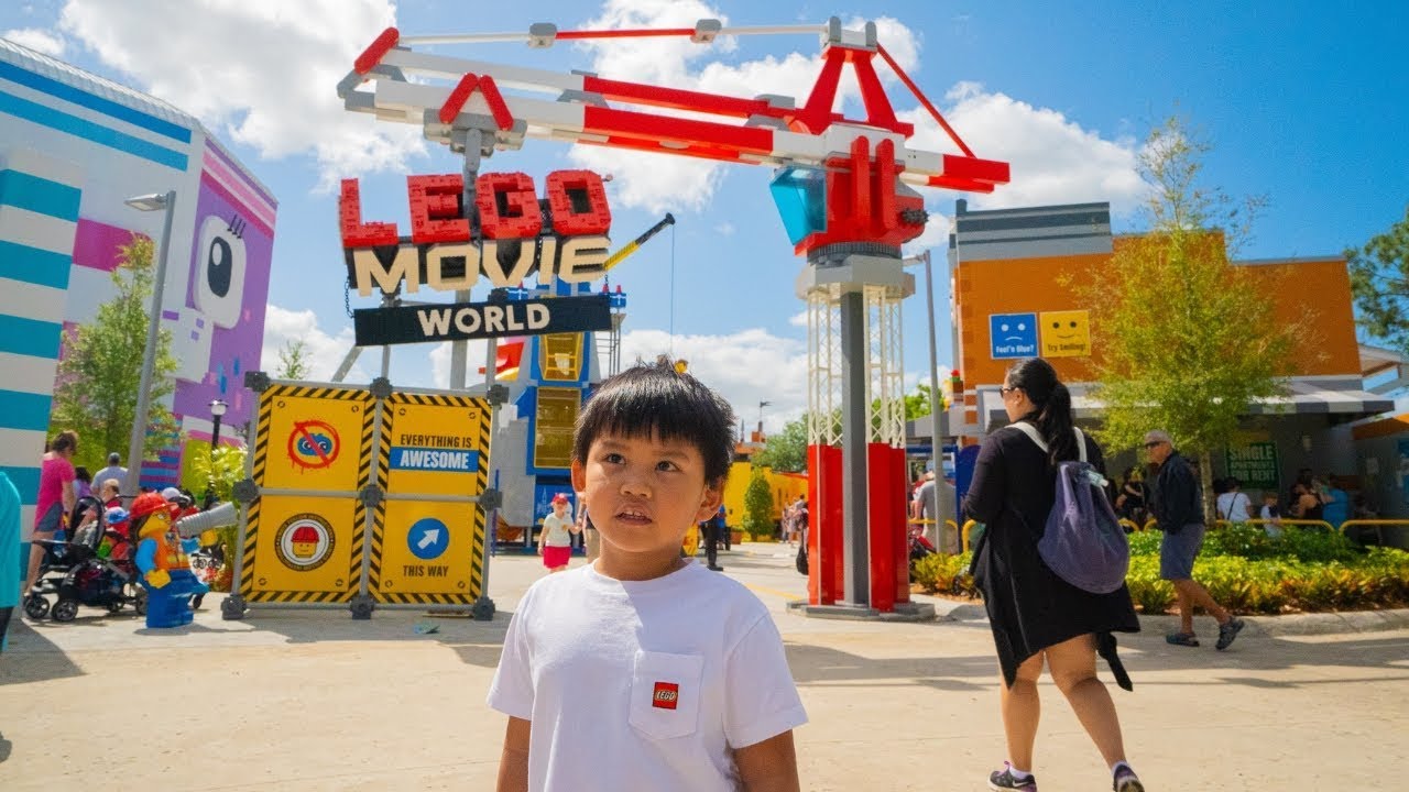 LEGOLAND Lego Movie World Walkthrough - YouTube