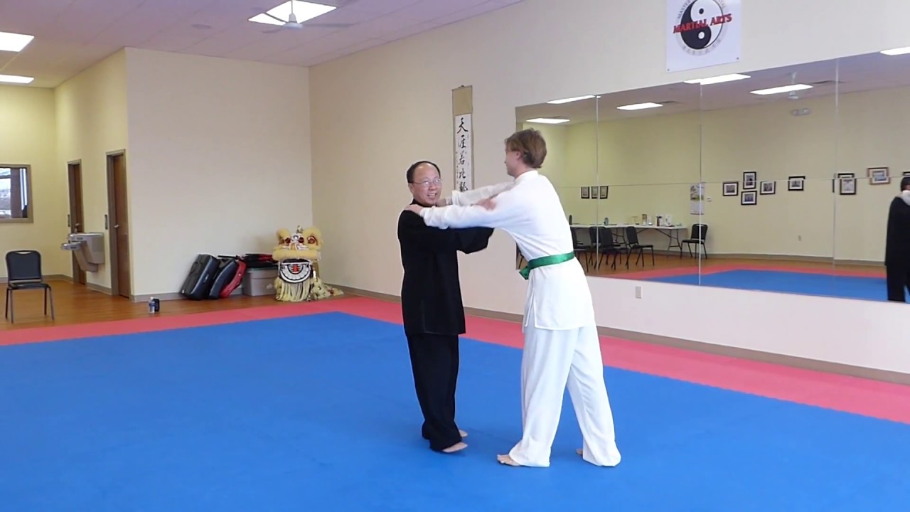 Master Ling demonstrates Taiji take-down techniques - YouTube