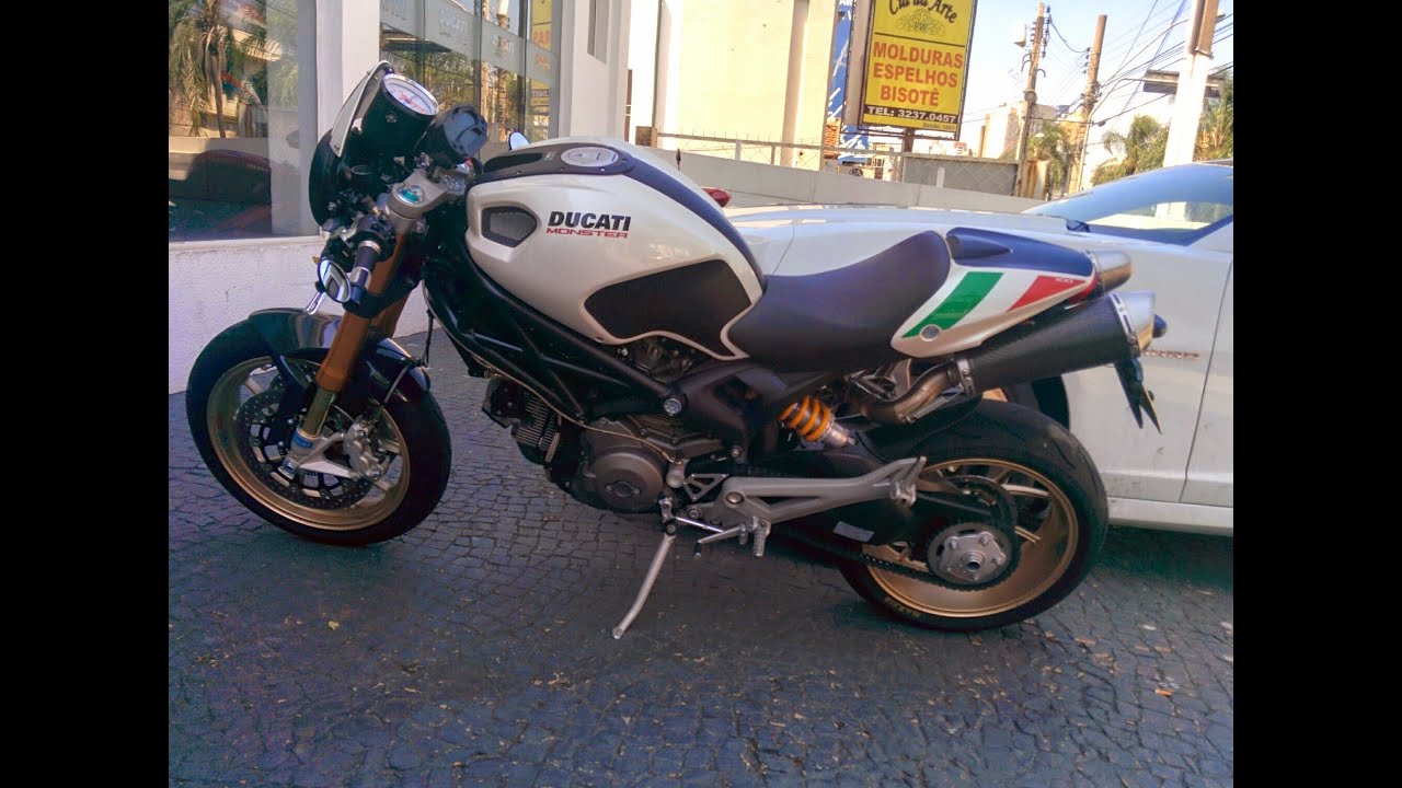 1100 Monster Café Racer | Reviewmotors.co