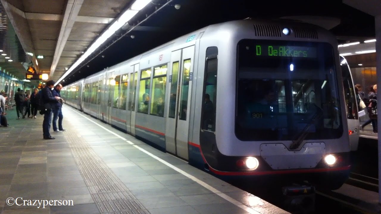 RET metro MG2/1 in originele kleur op Beurs Rotterdam naar De Akkers ...