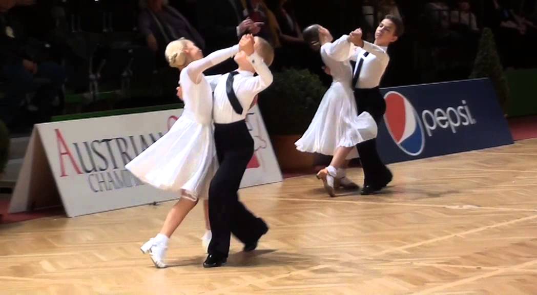 Viennese Waltz in Vienna 2013 - YouTube