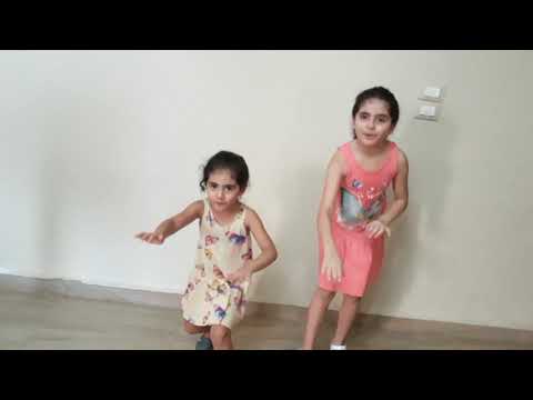 Vampirina dance ! The spine chiller. - YouTube