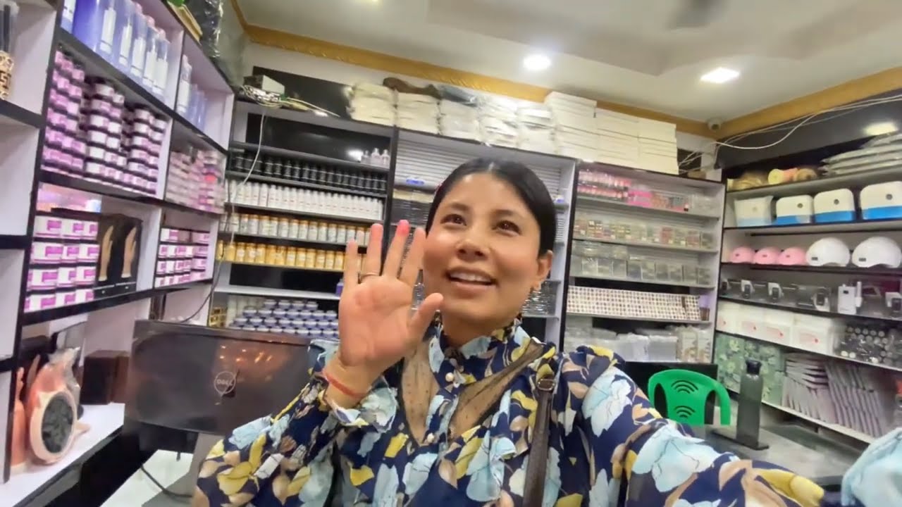 Makeup saman k k liyera aaye aaj ( hey beauty store ) Rubina Shrestha ...