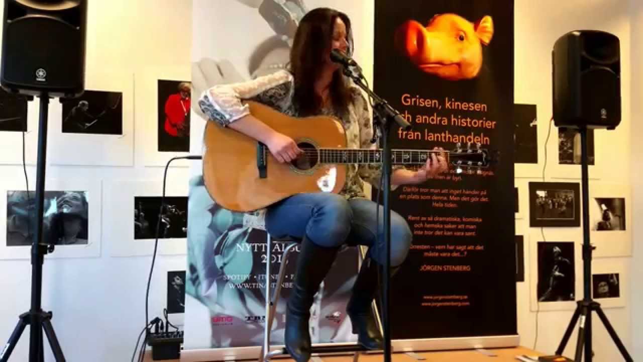 Tina Stenberg - Trettiofem - Live på Visbiblioteket i Västervik 2015 ...