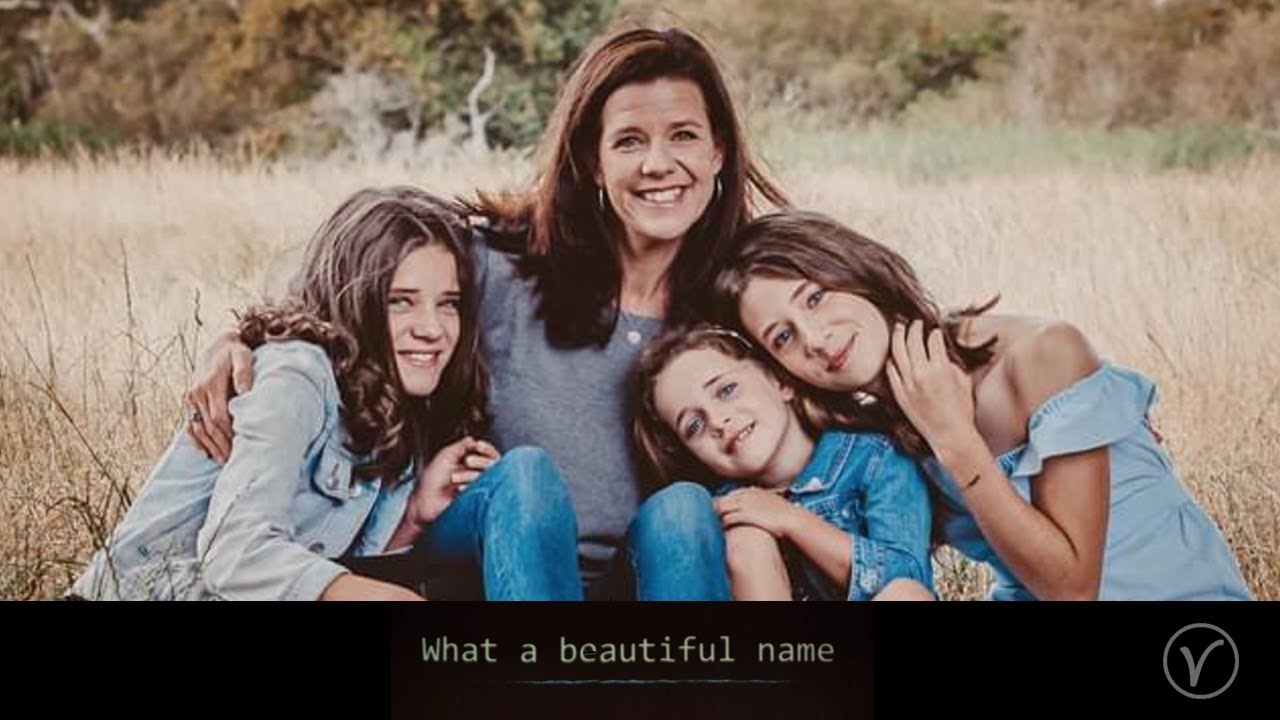 EVE HOLLOWAY | 28 NOVEMBER 2021 | WHAT A BEAUTIFUL NAME - YouTube