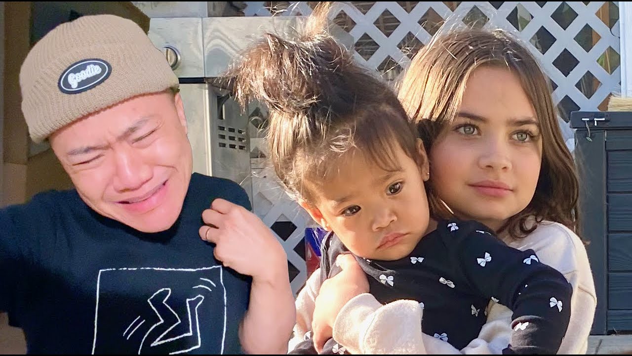 Veyda Reunites with Her Canadian Cousins + My Strange Plane Ride - YouTube