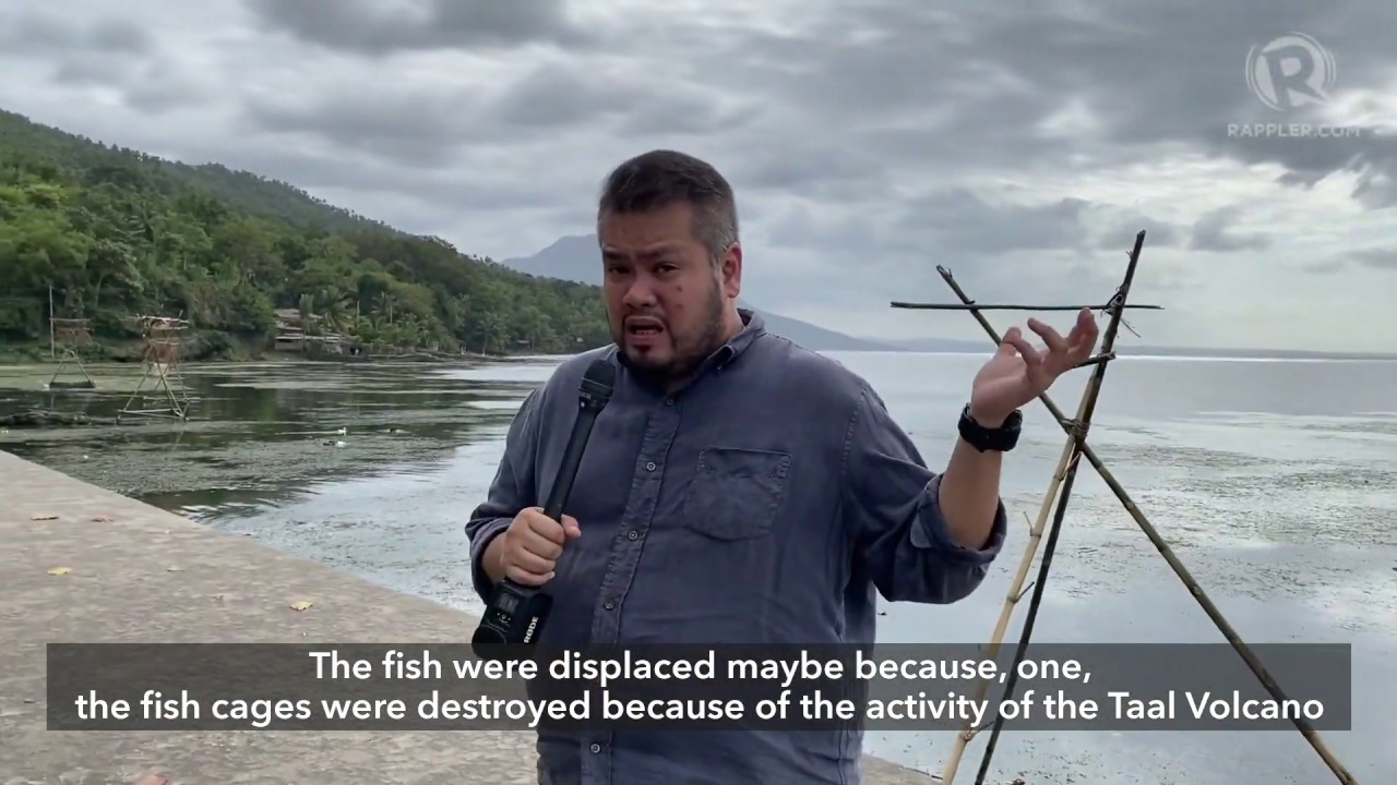 Fishing spree at Taal Lake even as volcano rumbles - YouTube