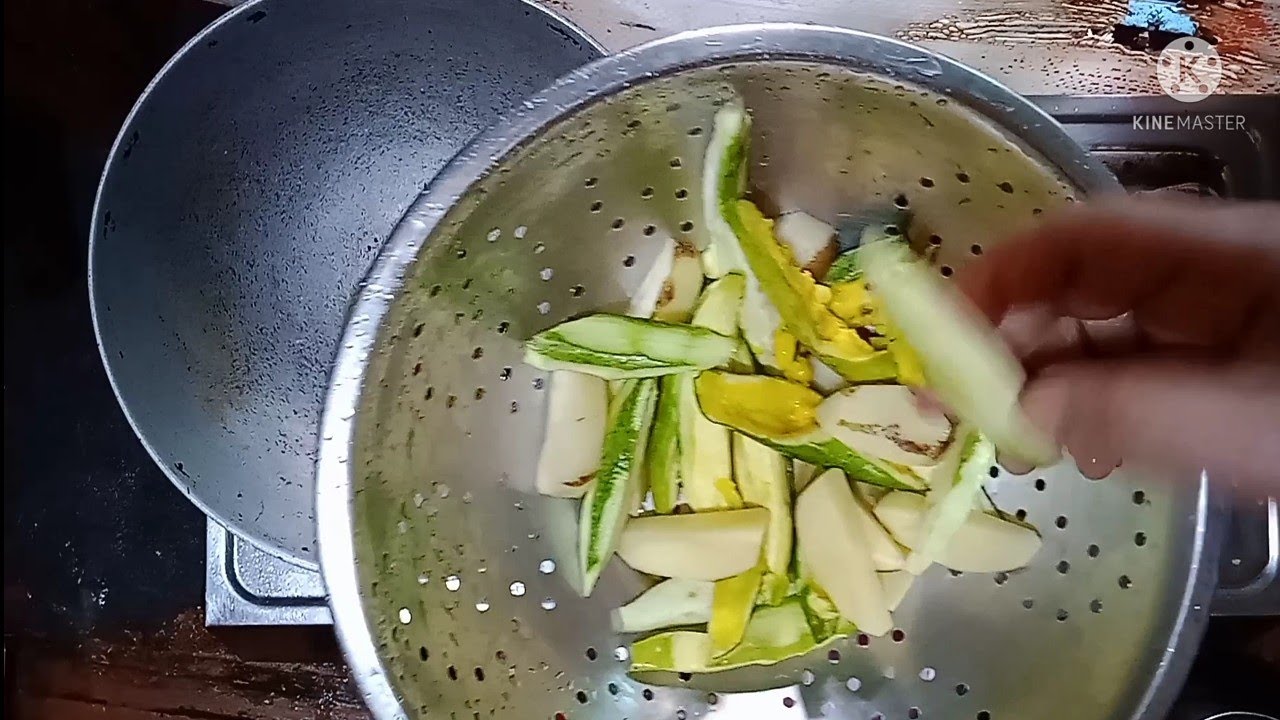 fish ranna recipe bangla - potol diye macher jhol - bengali khabar ...