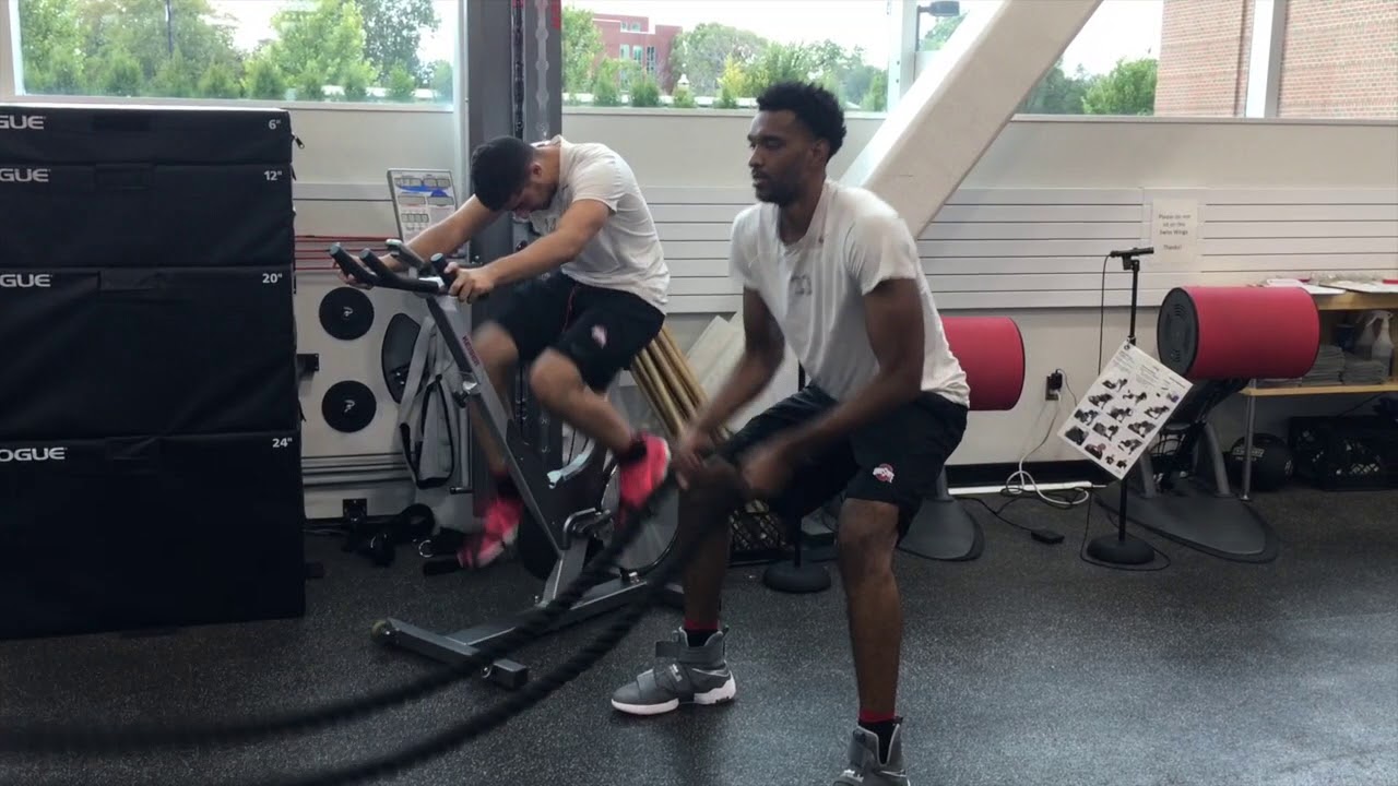 Watch Ohio State men's hoops team go through a workout - YouTube