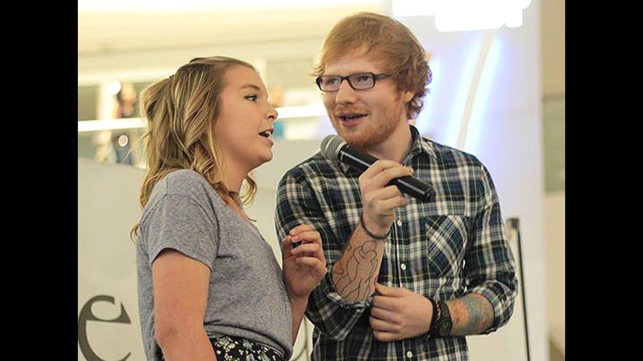Ed Sheeran Surprises Fan On Shopping Mall Stage - YouTube
