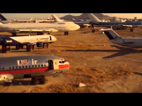 Channel 4 2010 Ident "Airplanes" - YouTube