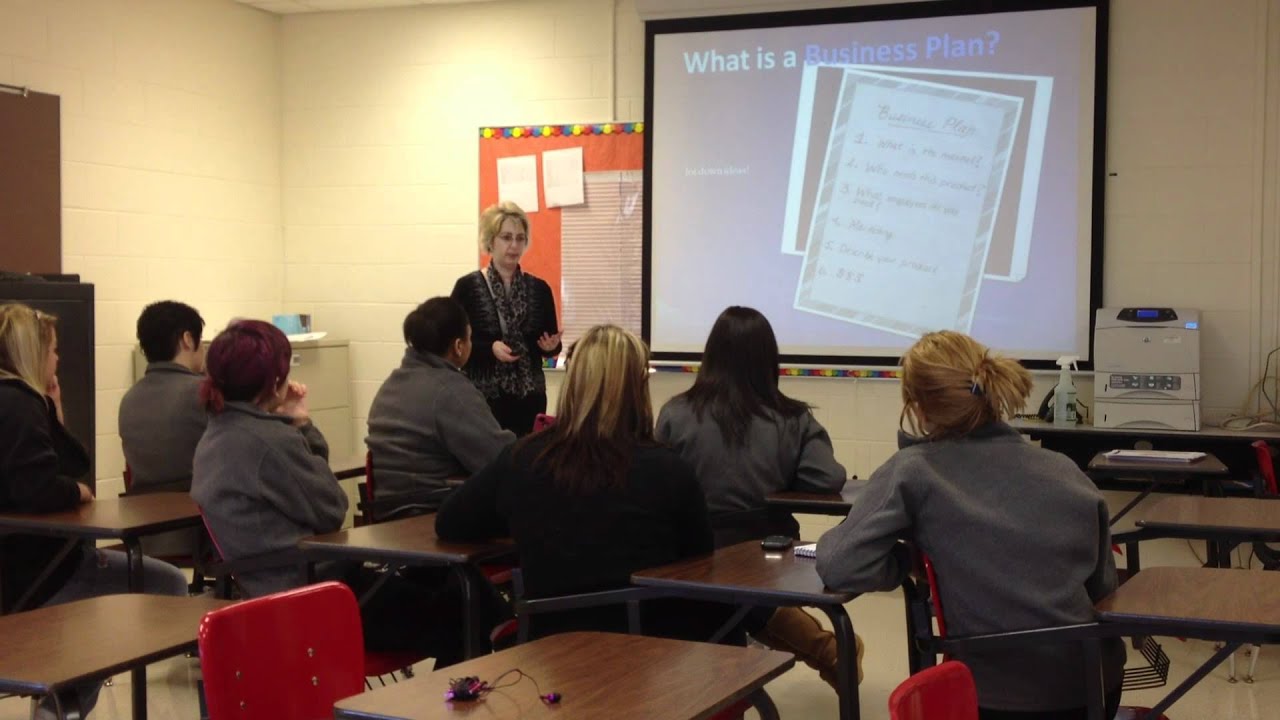 Informative Speech for Public Speaking Class - YouTube