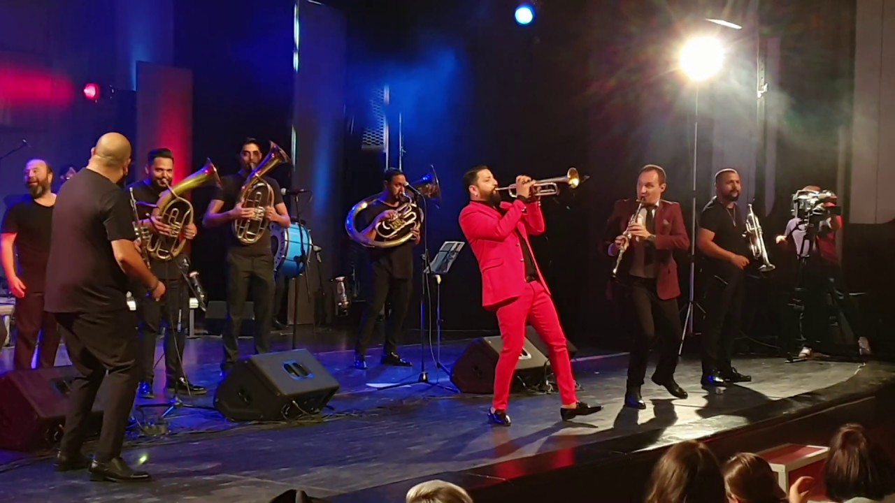 Dzambo Agusevi Orchestra - Festival Muzika od Svetot 2019 - YouTube