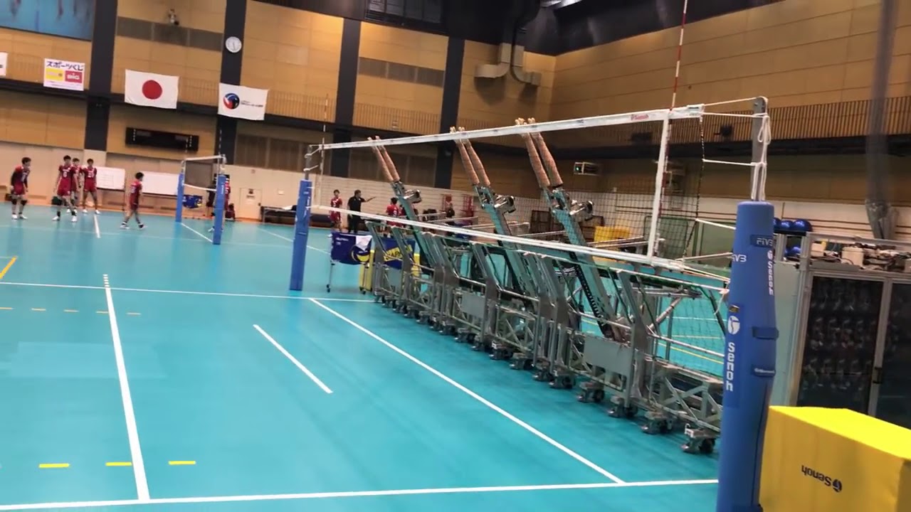 Alat Modern Latihan Voli Jepang - YouTube