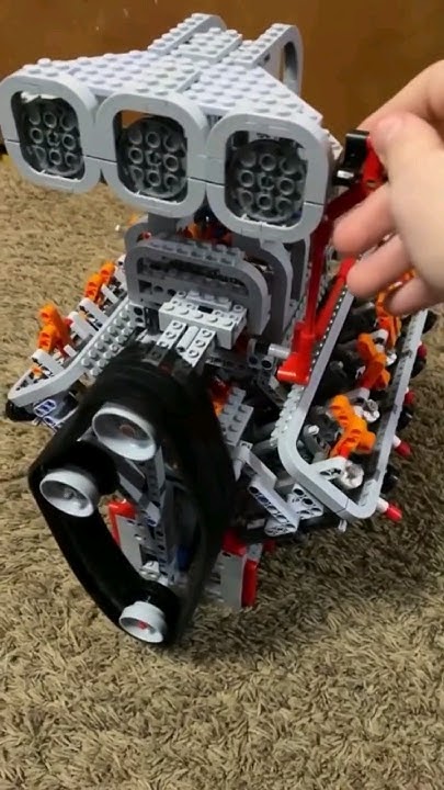 LEGO V8 - YouTube