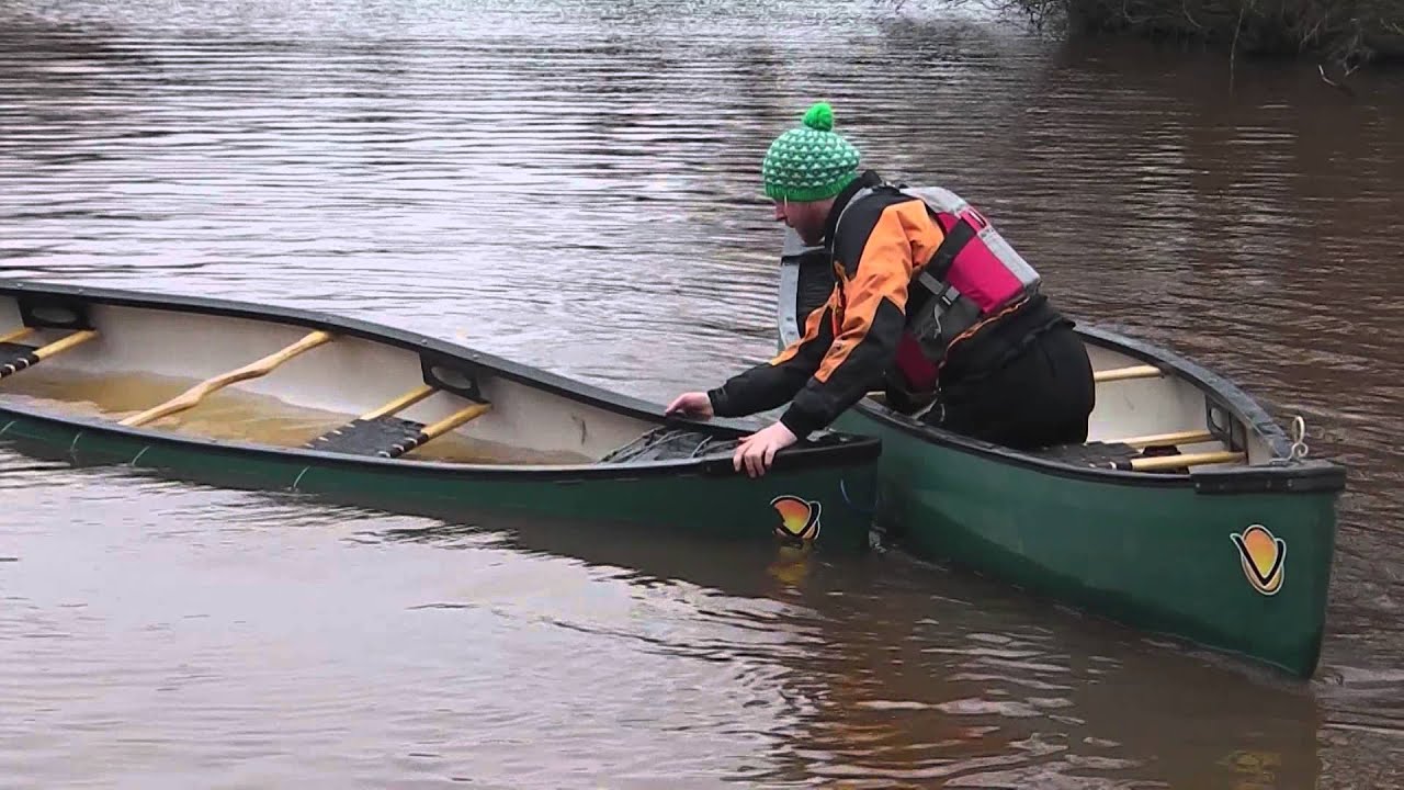 FSRT548 - Emptying a capsized canoe on your own(1) - YouTube