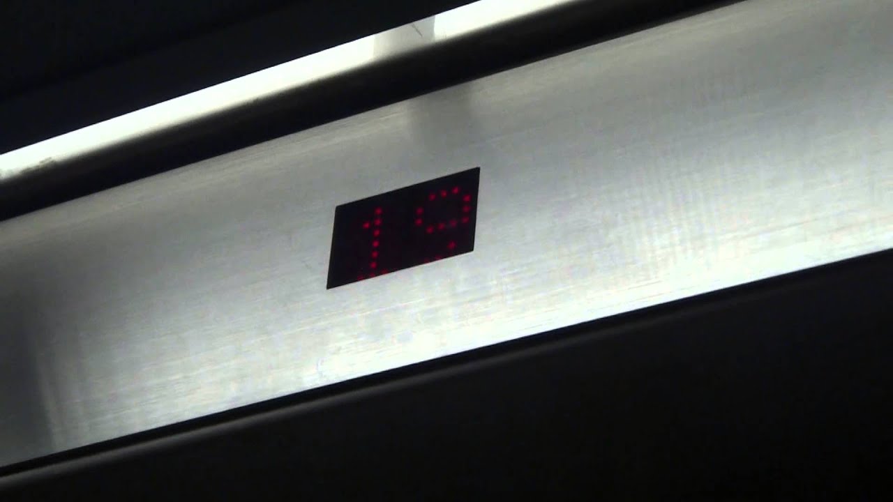 Very "Smart" Sierra (Haughton) Traction Elevators at the Circus Circus ...