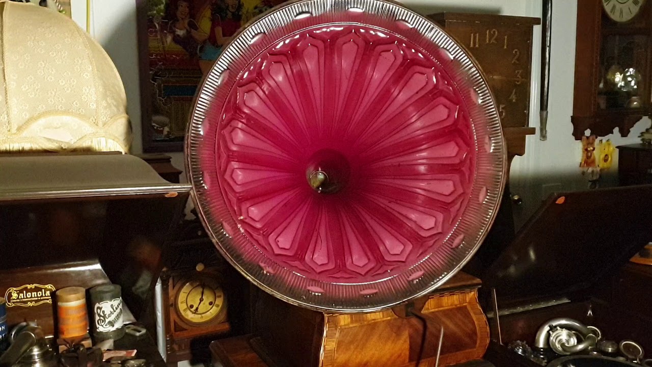 Who. Duet. Melville Gideon & Doris Bentley. HMV 78rpm. External Horn ...